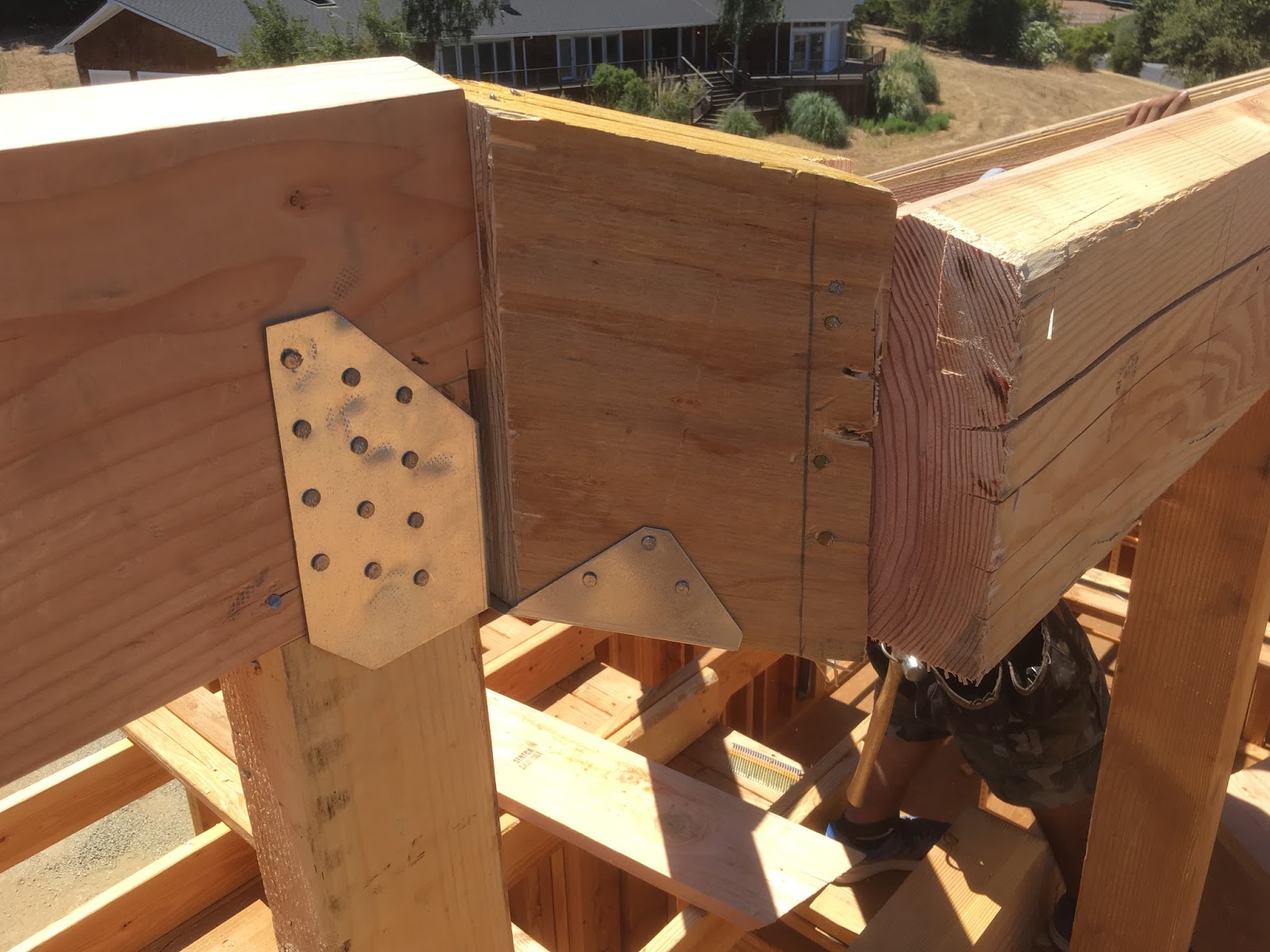 Roof Framing Geometry: Simpson Strong Tie HRC44 Hanger Installation