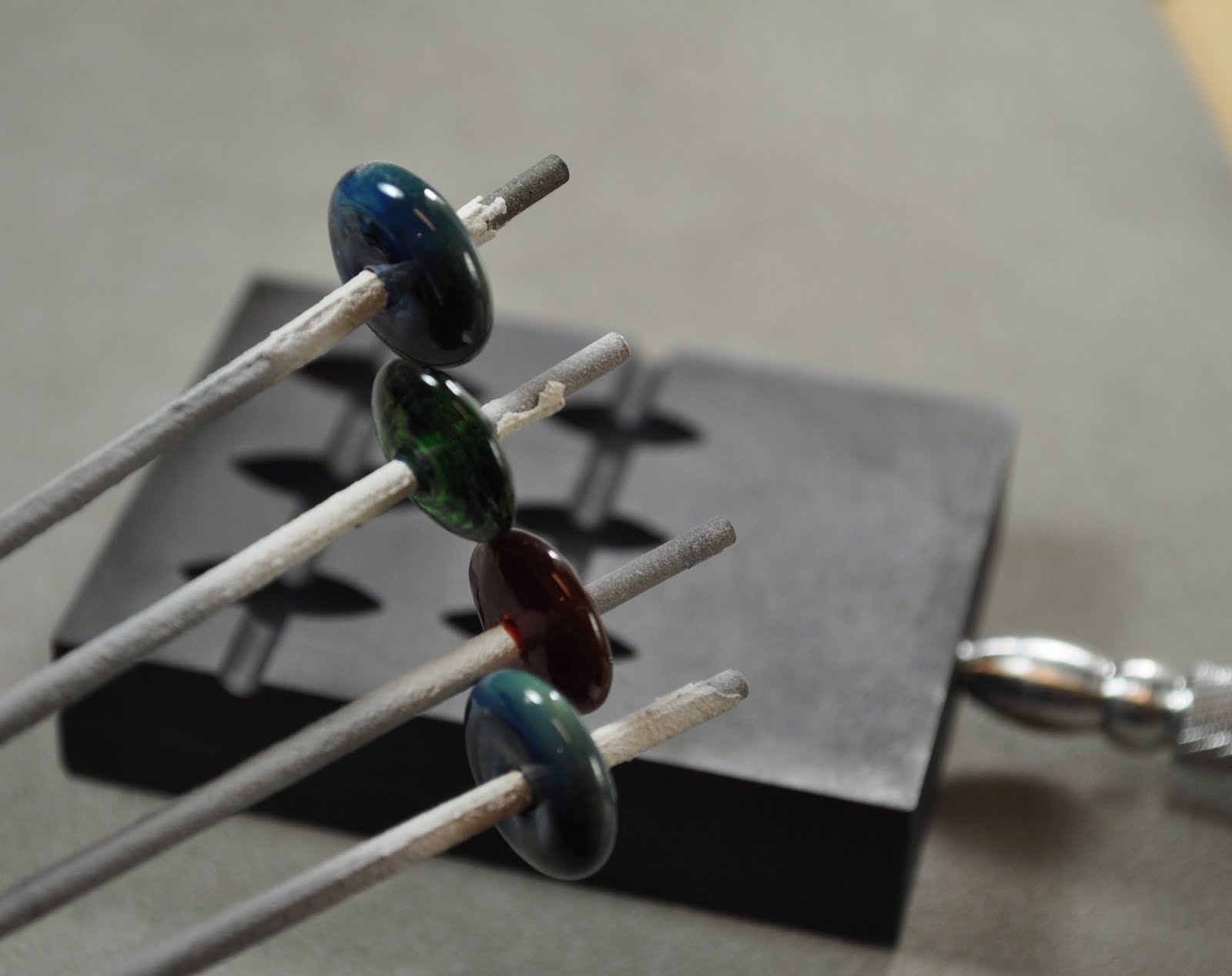 DragonJools: Graphite Shaping Tool - Saucer/Disk Bead