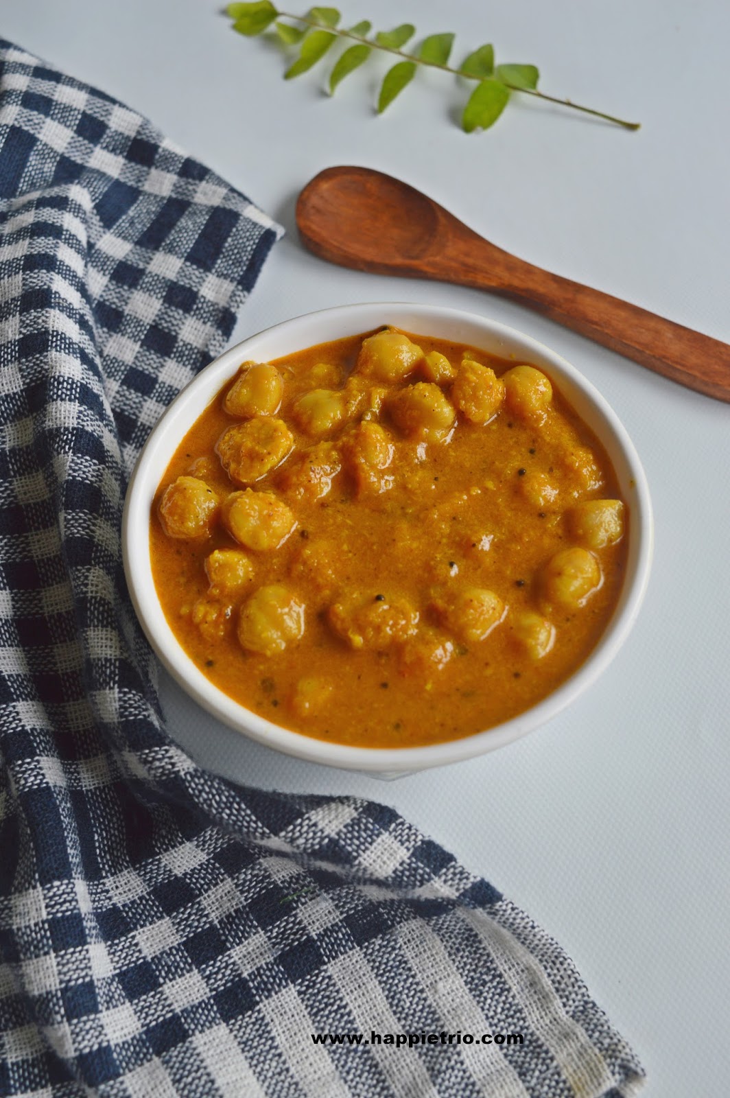 Channa Gravy | Chick Peas Gravy - Cook with Sharmila