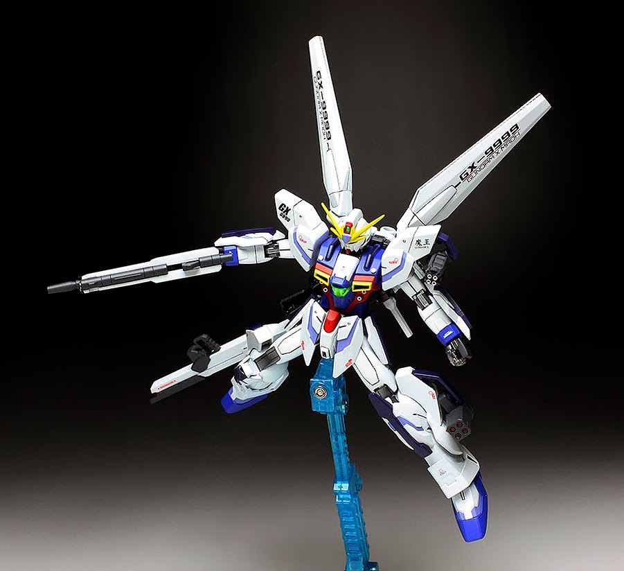 Gundam Shutter - Gunpla Photography: 2013