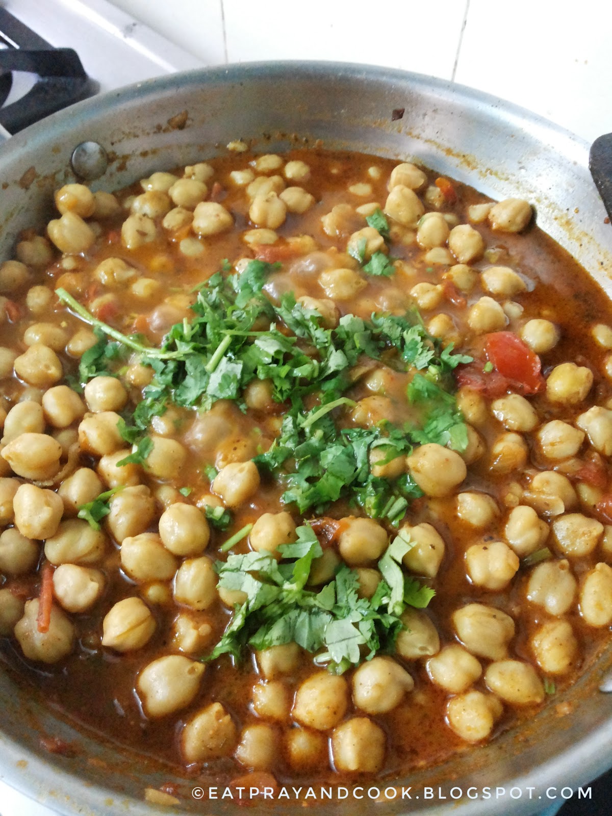 Eat Pray and Cook: Channa Masala - All Time Favourite - Evening Snack ...