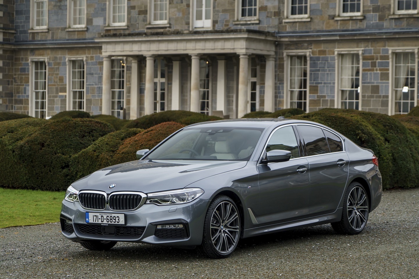 Irish Car+Travel Magazine: Peugeot 3008 is 2018 Irish Car of the Year