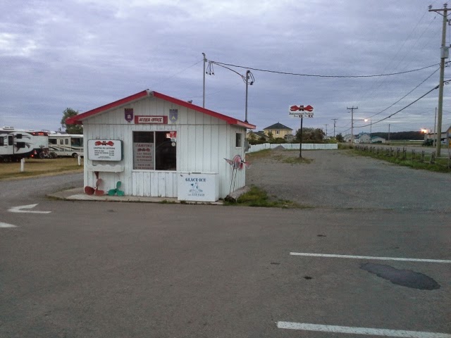 "The Charbor Chronicles": Dining Out at Capitaine Homard, Sainte-Flavie ...