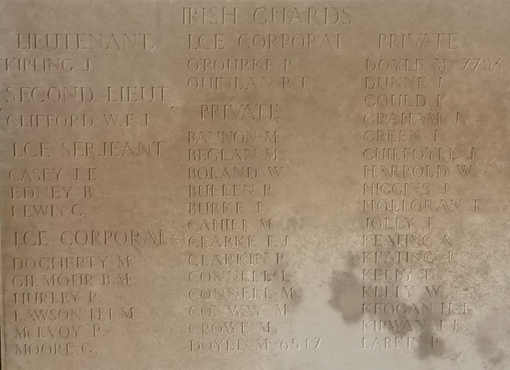 Northumbrian Gunner: Ypres 2016 - Loos Memorial / Dud Corner Cemetery