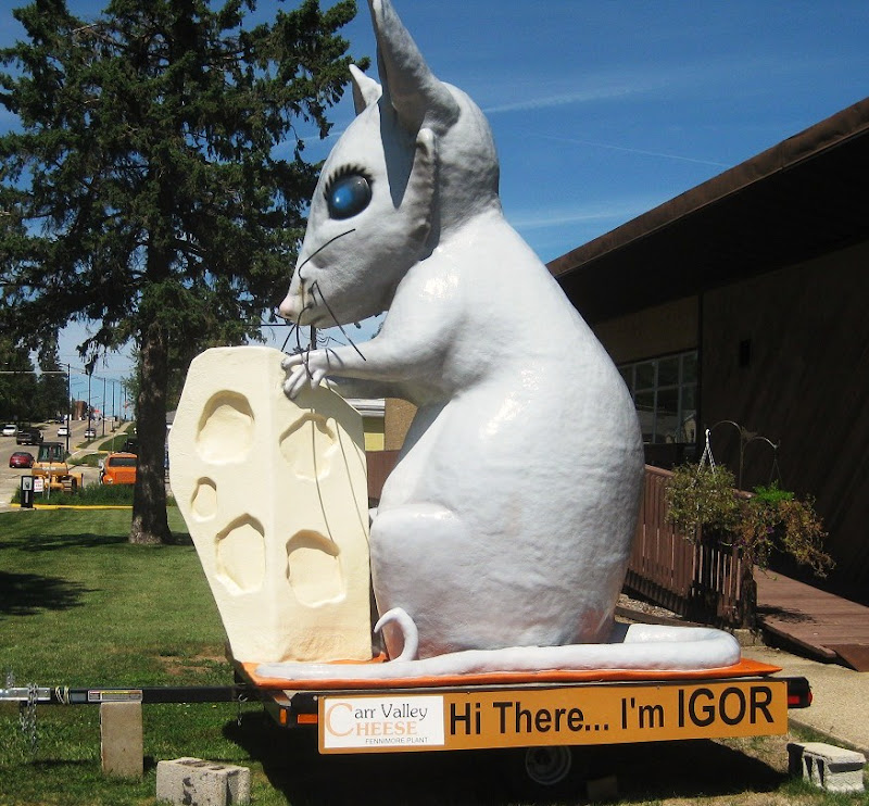 Detritus of Empire: Igor the Giant Mouse