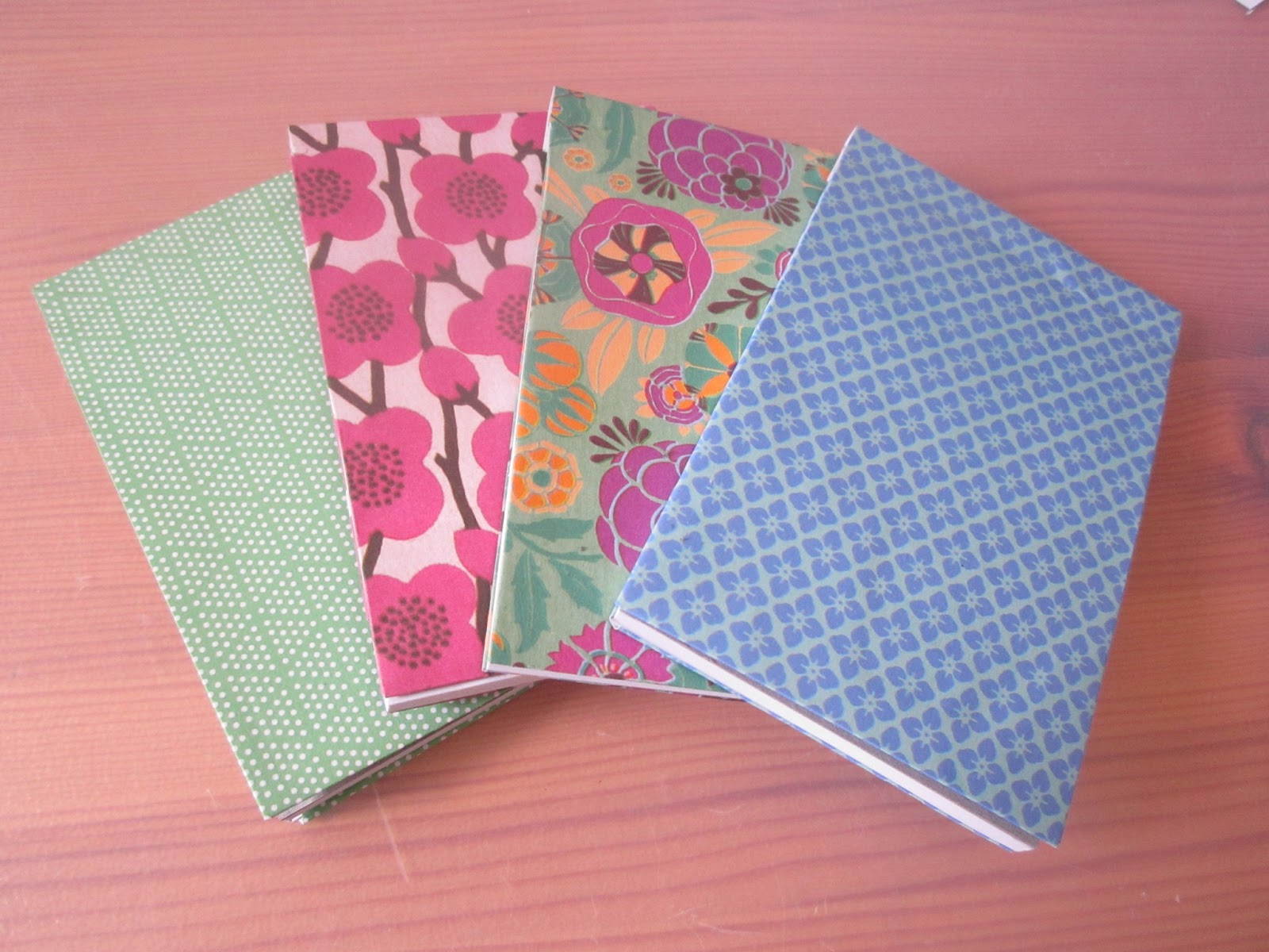 Mint & Vanilla: Pretty Covered Notebooks