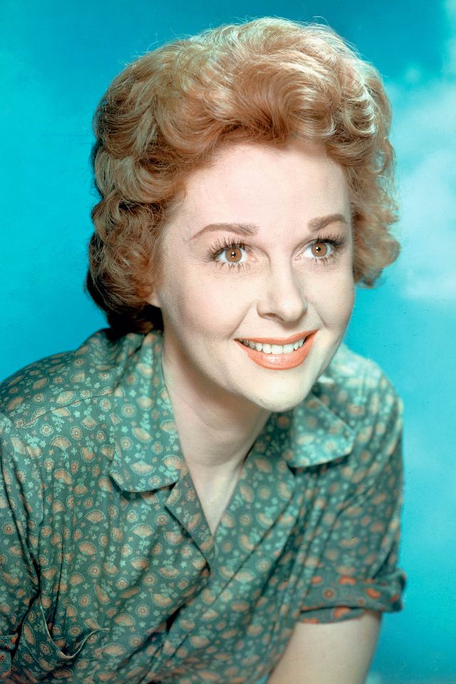 48 Glamorous Color Photos of Susan Hayward in the 1940s and 1950s ...