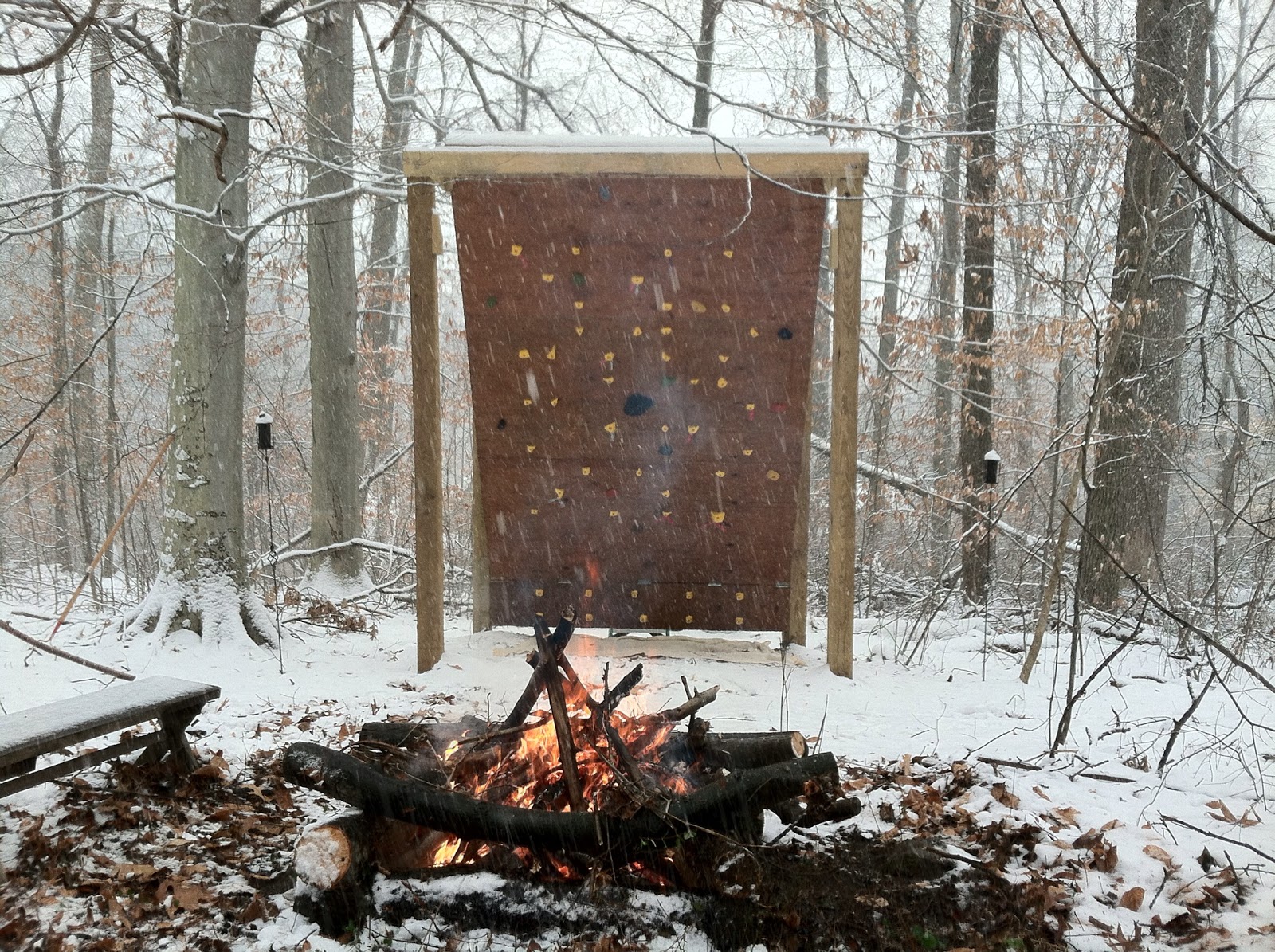 3lefts: Adjustable Moon Board Climbing Wall