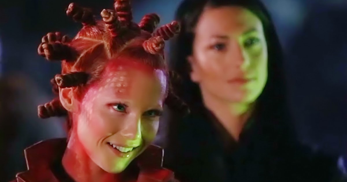 Doux Reviews: Farscape: Bringing Home the Beacon