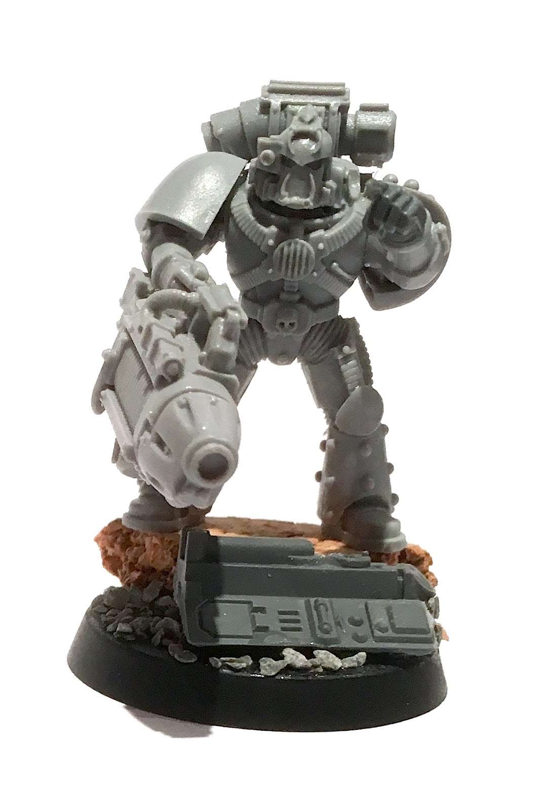 Warpstone Flux: Plasma Cannon Sergeant in Heresy Armour