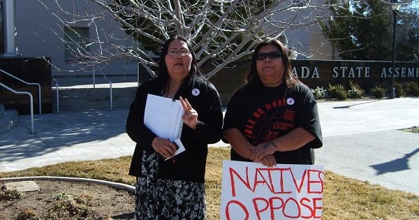 White Wolf : Tribes Show Support Of Banning Bear Hunts