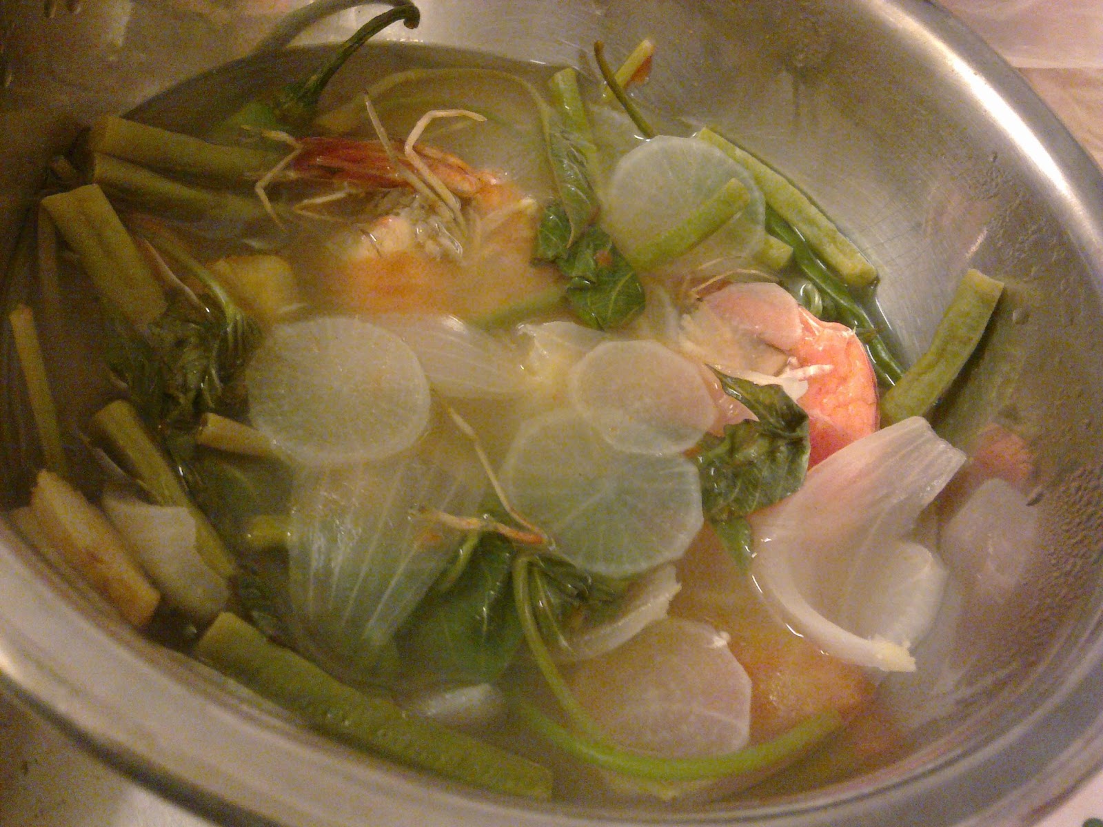 India sa Aking mga Mata: Sinigang na Hipon - a proper dinner!