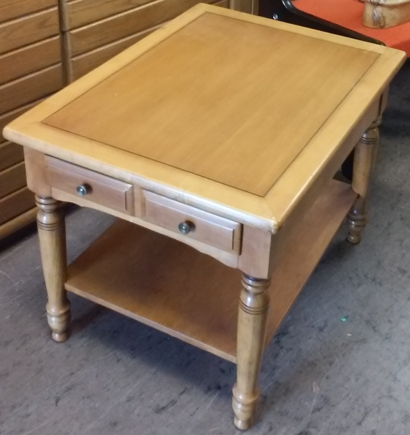 UHURU FURNITURE & COLLECTIBLES: SOLD Colonial Style End Table - $25