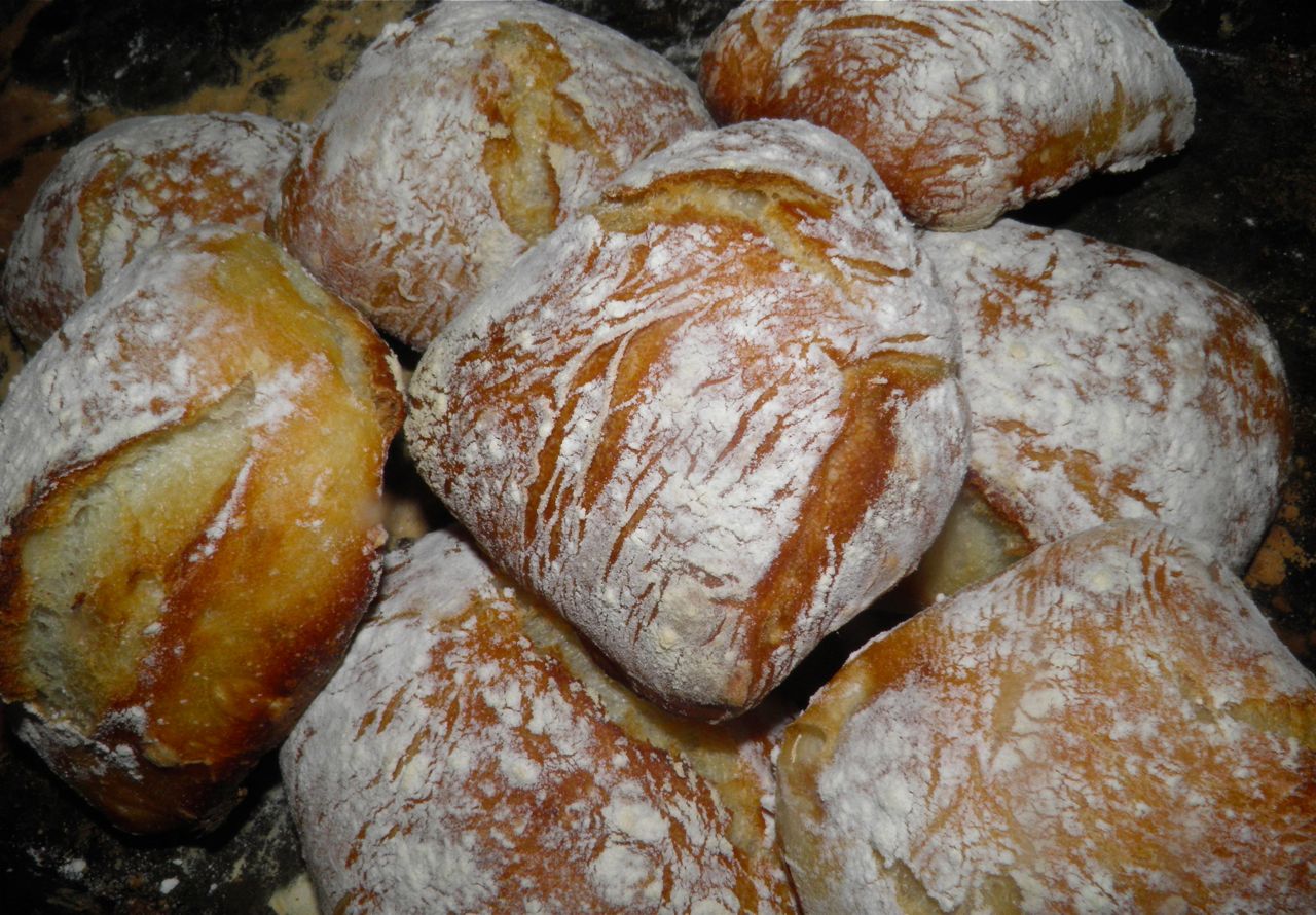 Docaitta Lifestyle: Breaking Bread: Ciabatta (Slipper Bread) Rolls