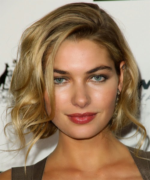 MUJERES CON ESTILO UNICO: JESSICA HART - LA ALEGRIA DE VIVIR