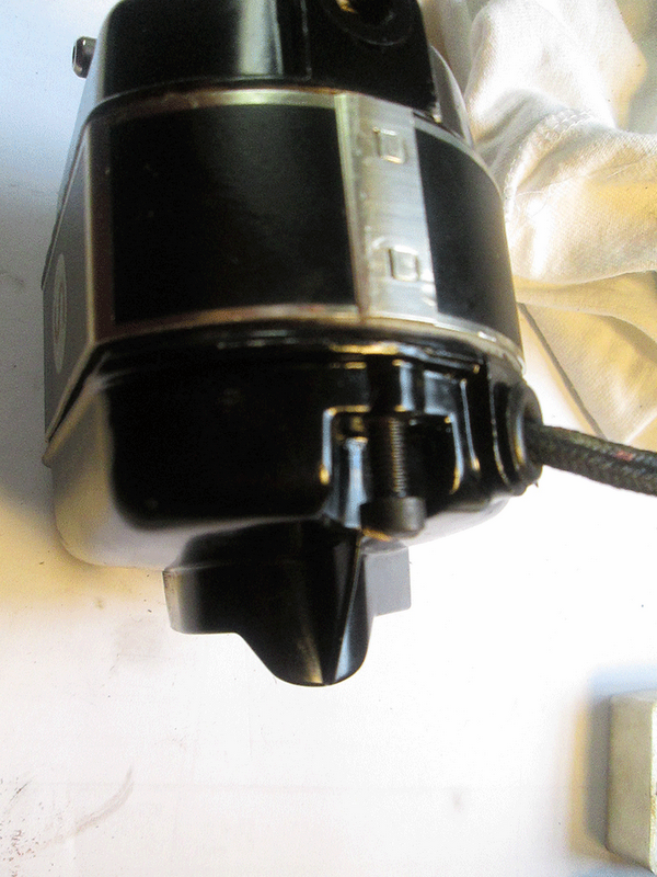 My Sewing Machine Obsession: Featherweight motor; Singer 221 motor