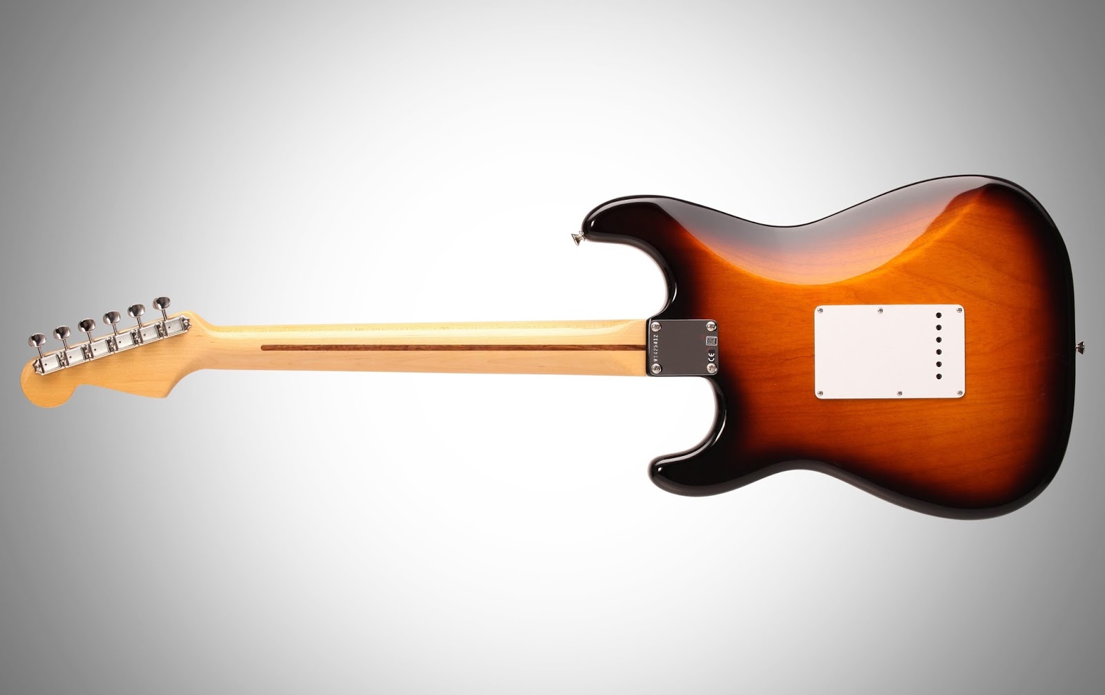 The History of the Fender Stratocaster | Point of References.