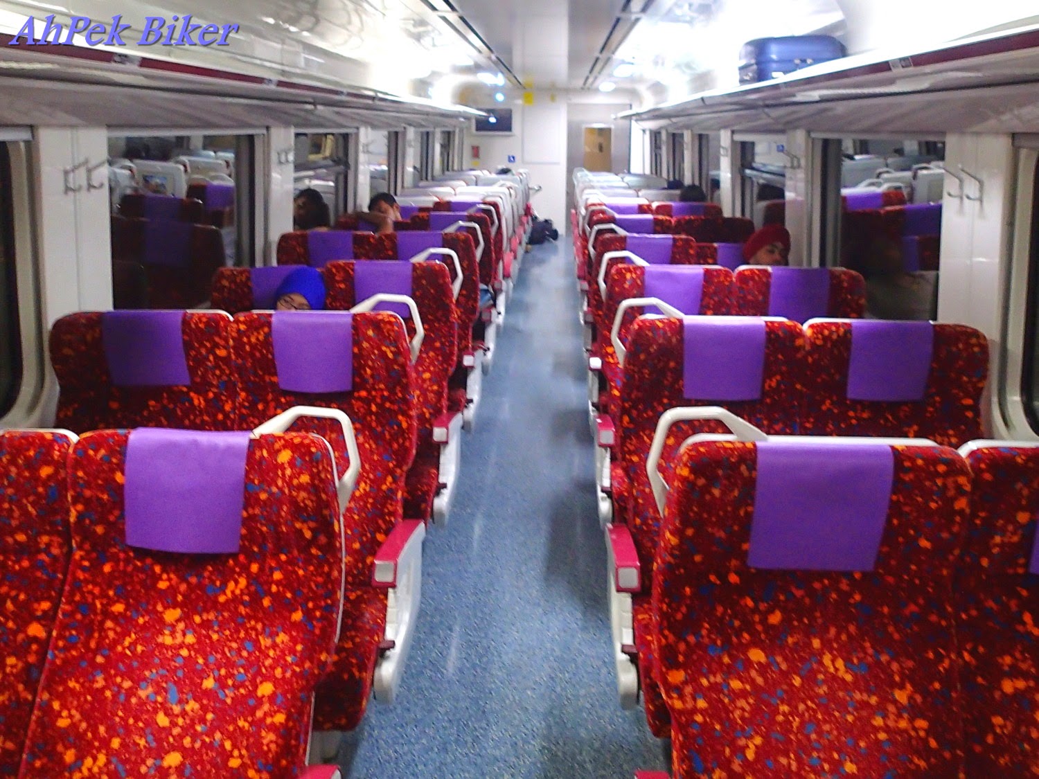 AhPek Biker - Old Dog Rides Again: Bringing Folding Bikes Onto ...