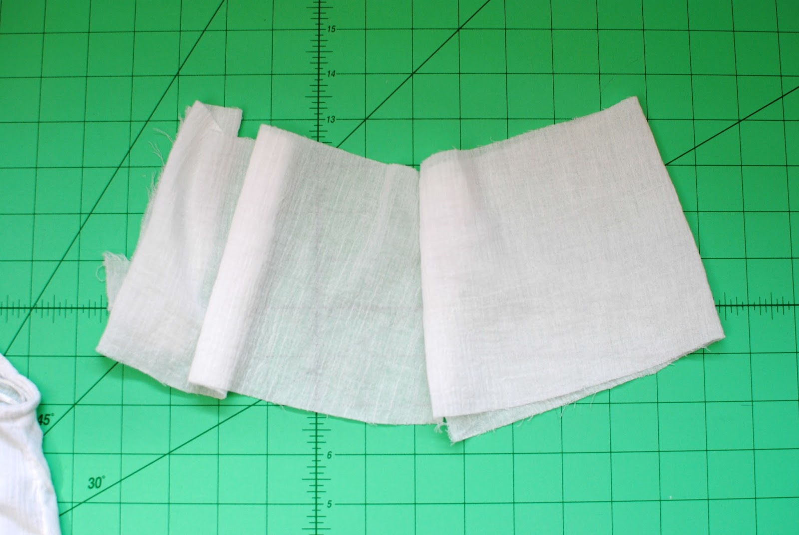 Trash To Couture: All About Sleeves: How to add the "cold shoulder"