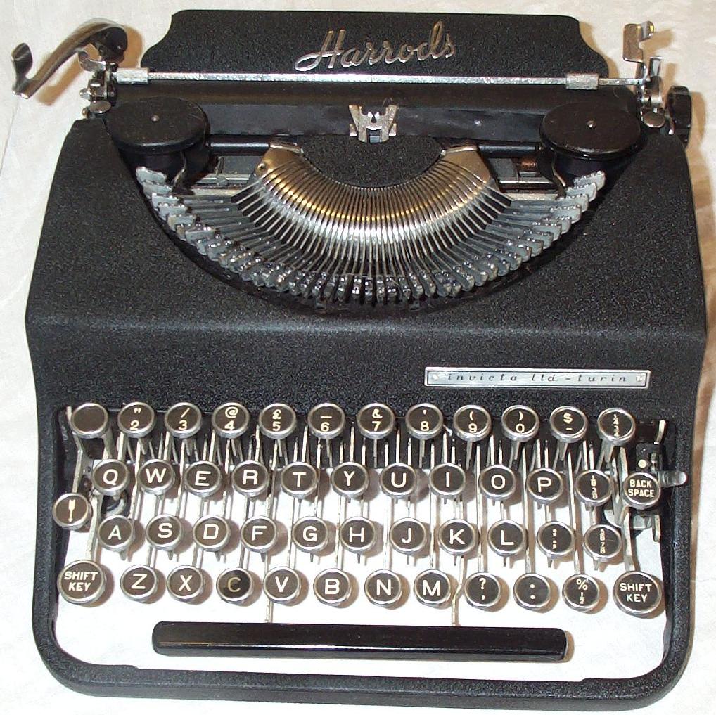 oz.Typewriter: Olive Green (Olivetti) Invicta Portable Typewriter