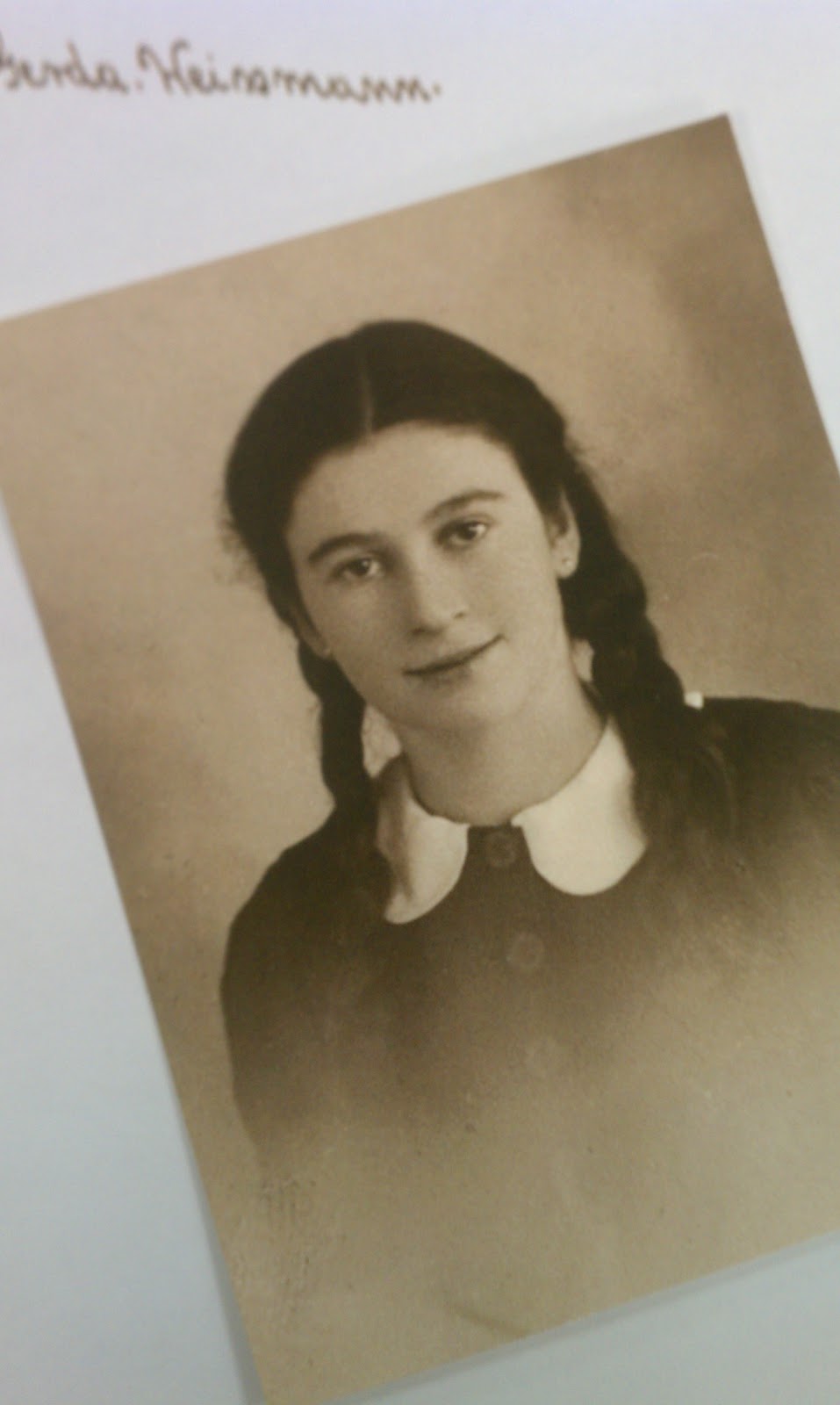 Mrs. McDermott's Hour 3 English: Gerda Weissmann Klein Assignment #3 ...