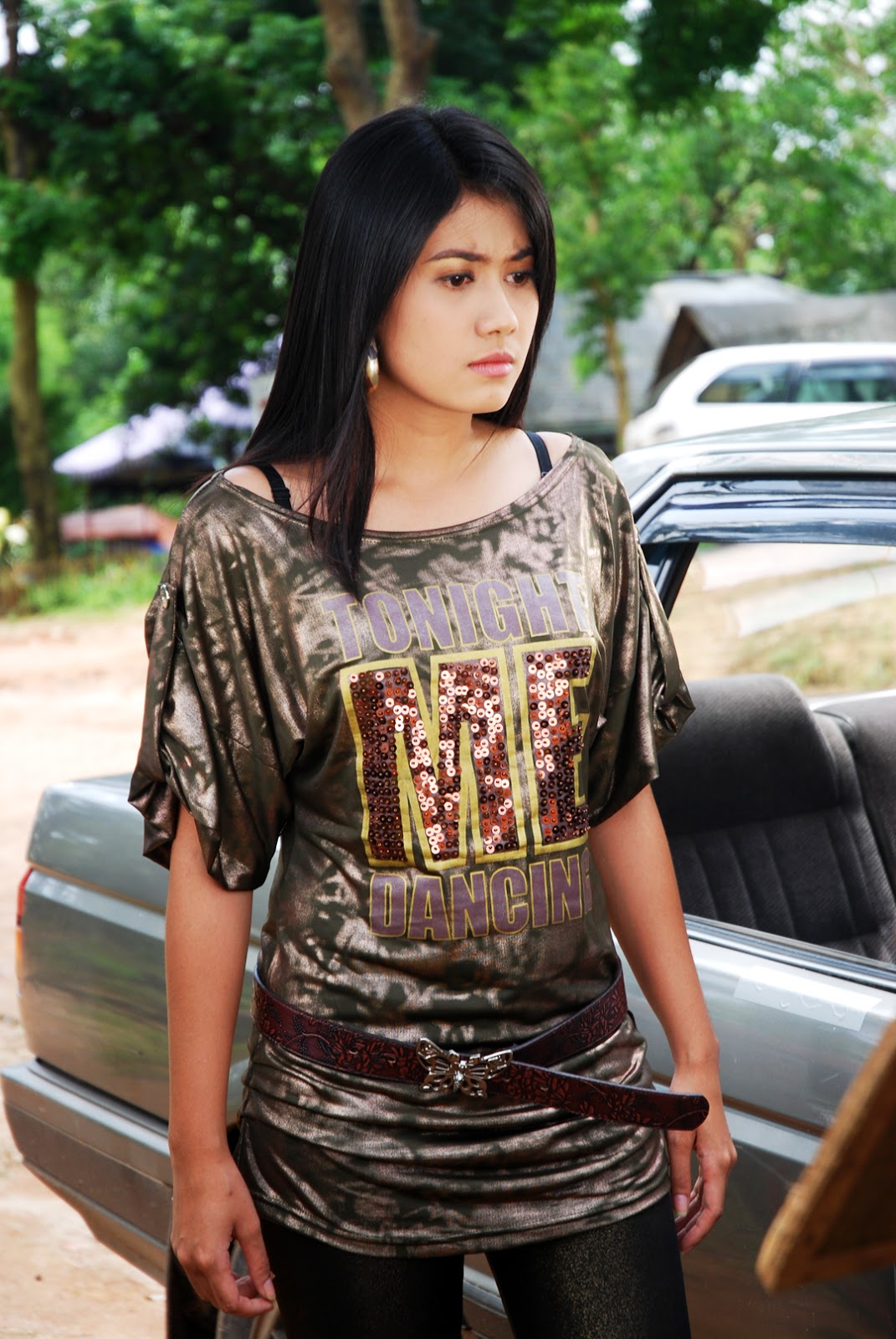 Myanmar Popular Actor, Thinzar Wint Kyaw @ Shooting