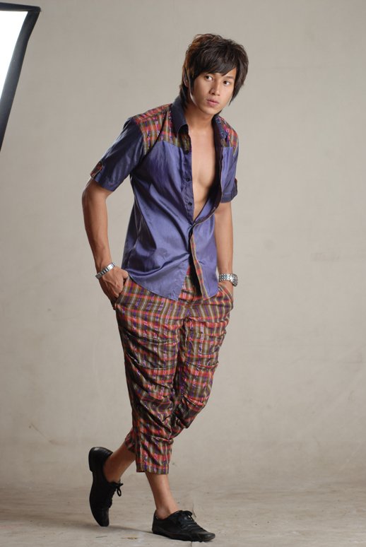 M y a n m a r H u n k s: Aung Ye Lin for Ystone Fashion