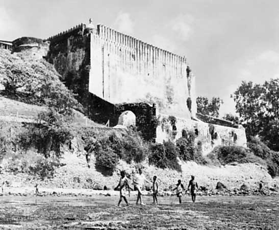Swahilla: Fort Jesus (History of Mombasa)