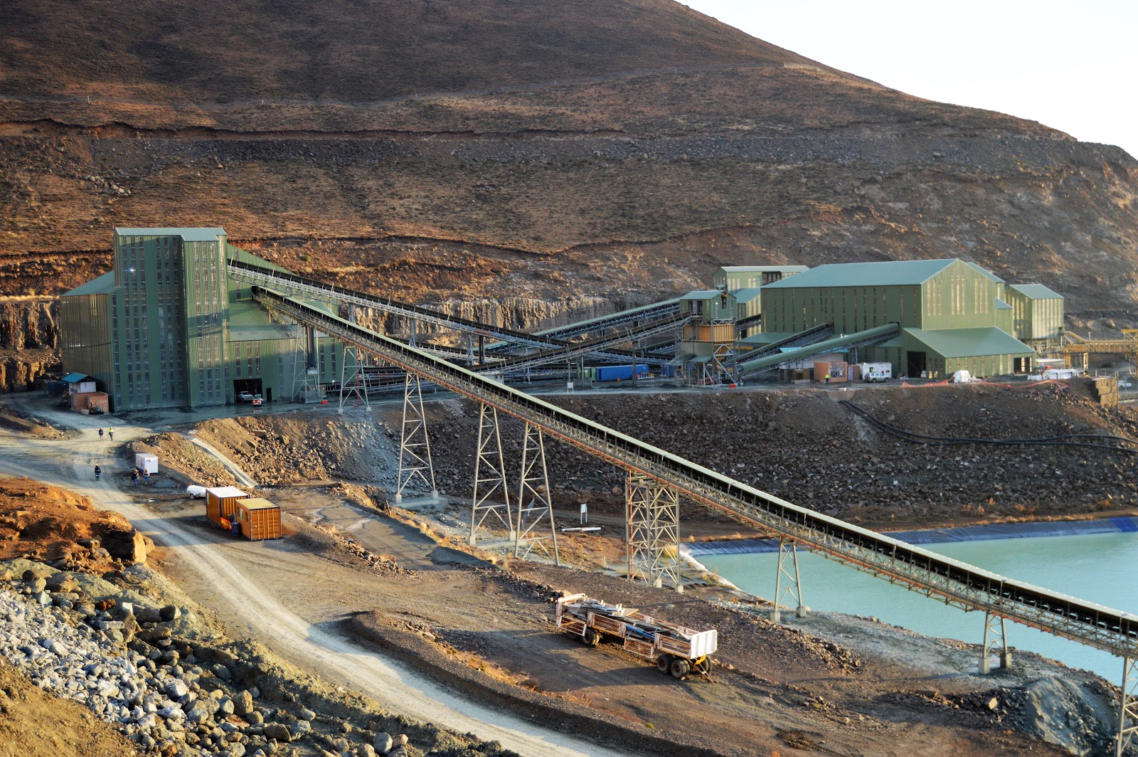 rorisang.mahlo: The Minister of Mining Hits the Ground Running
