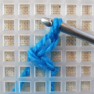 The Pulled Stitch Blog: Surface Crochet, Part Three - Twisted Chain.