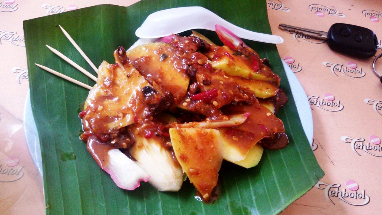 Segarnya Makan Rujak di Simpang Rujak Seraya Batam (sudah pindah ke ...