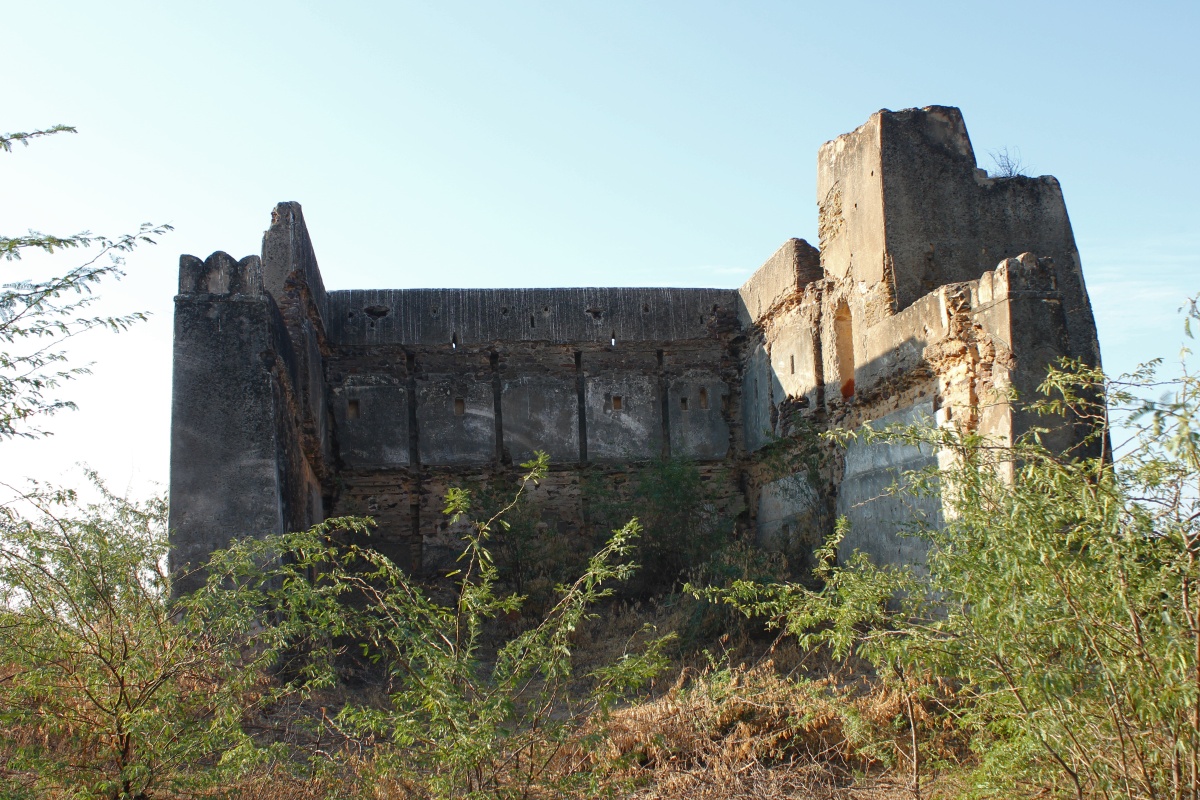 Journeys across Karnataka: Arani fort