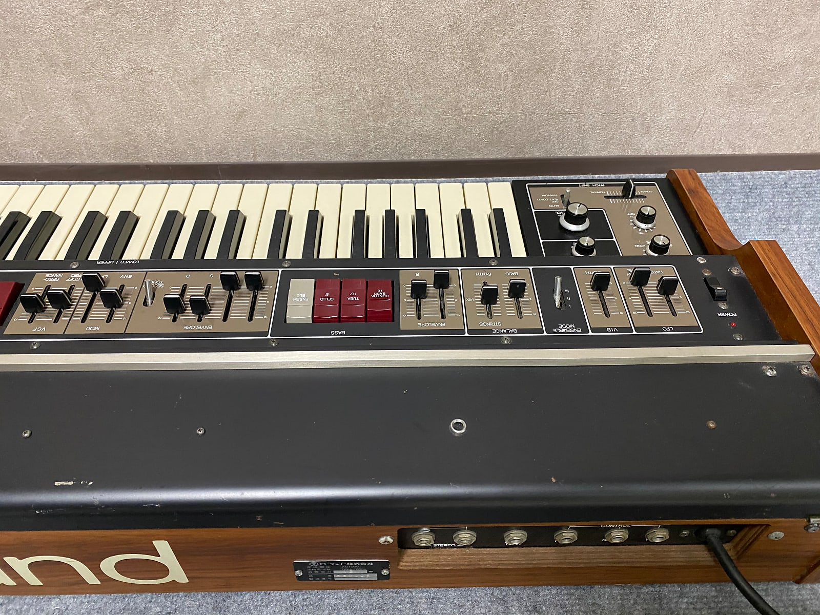 MATRIXSYNTH: Roland RS-505 Paraphonic Synth SN 801090