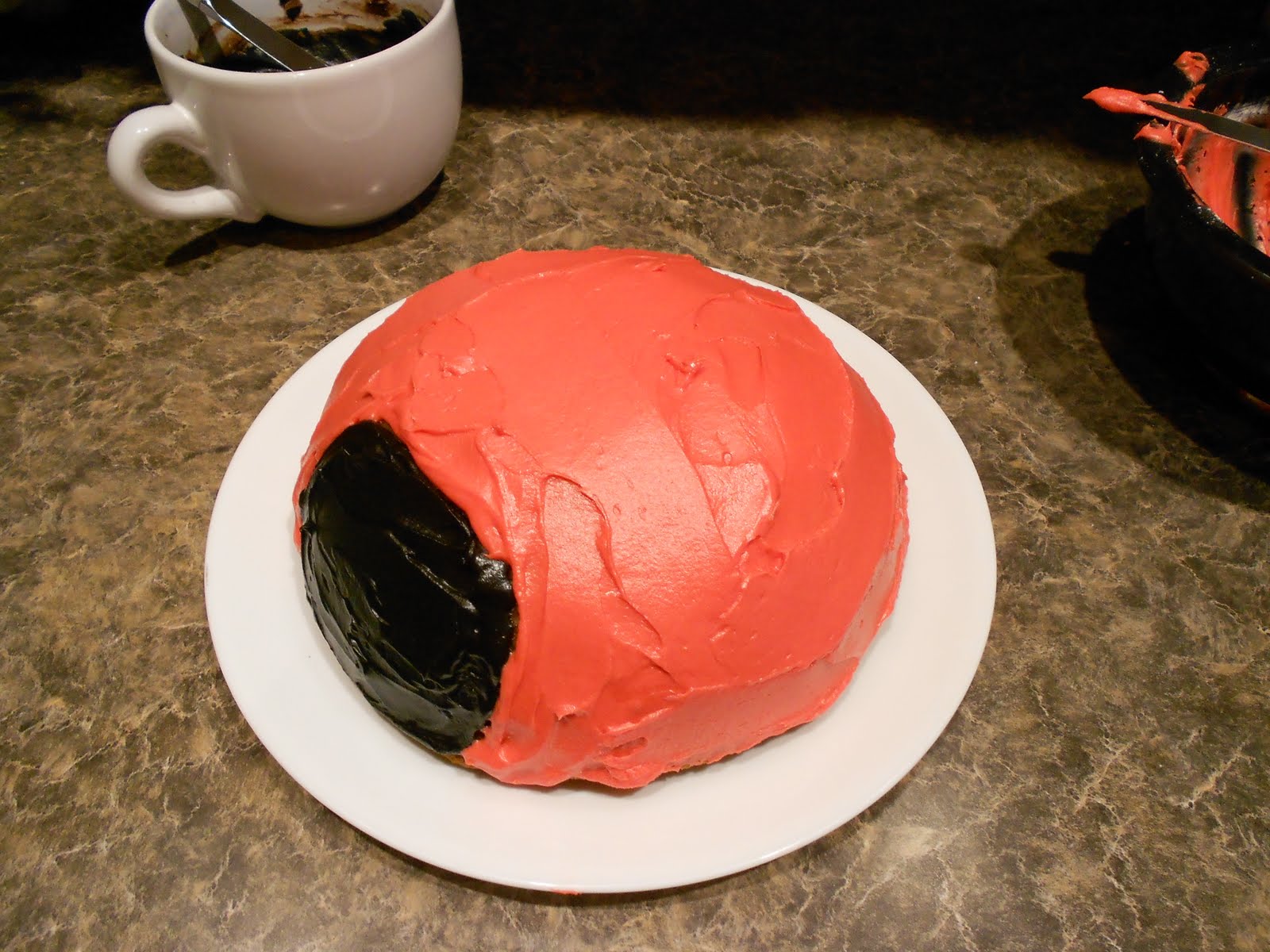 Almost Unschoolers: How to Make a Super Simple Ladybug Cake