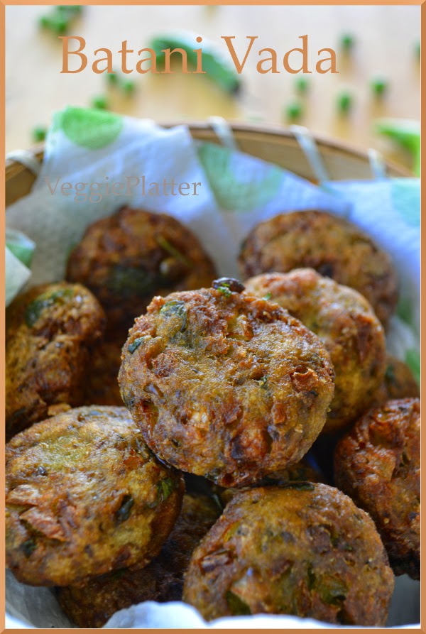 Veggie Platter: Batani Vada / Green Pea Fritters