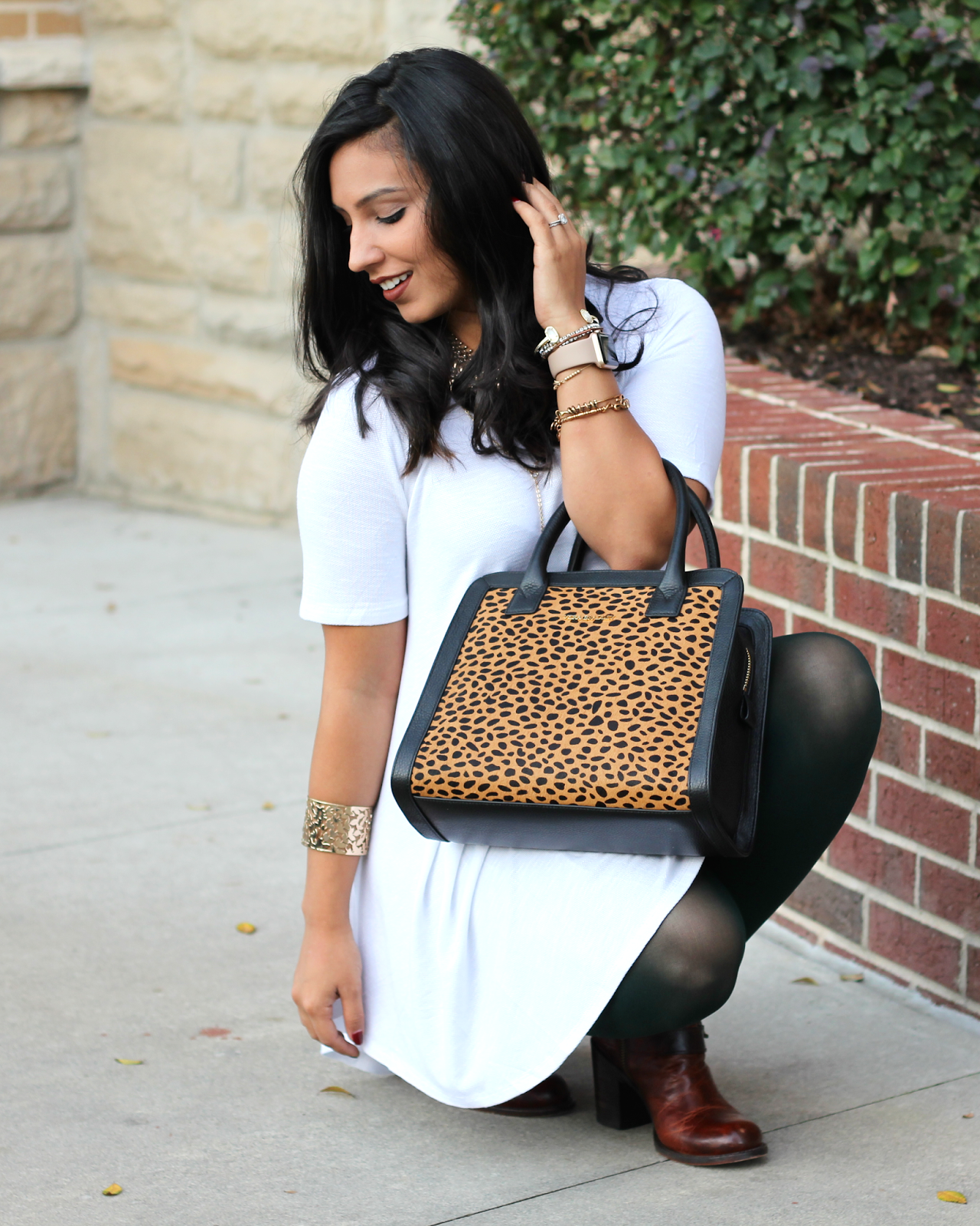 How to wear coloured tights for fall: simplysabrinablog.com ...