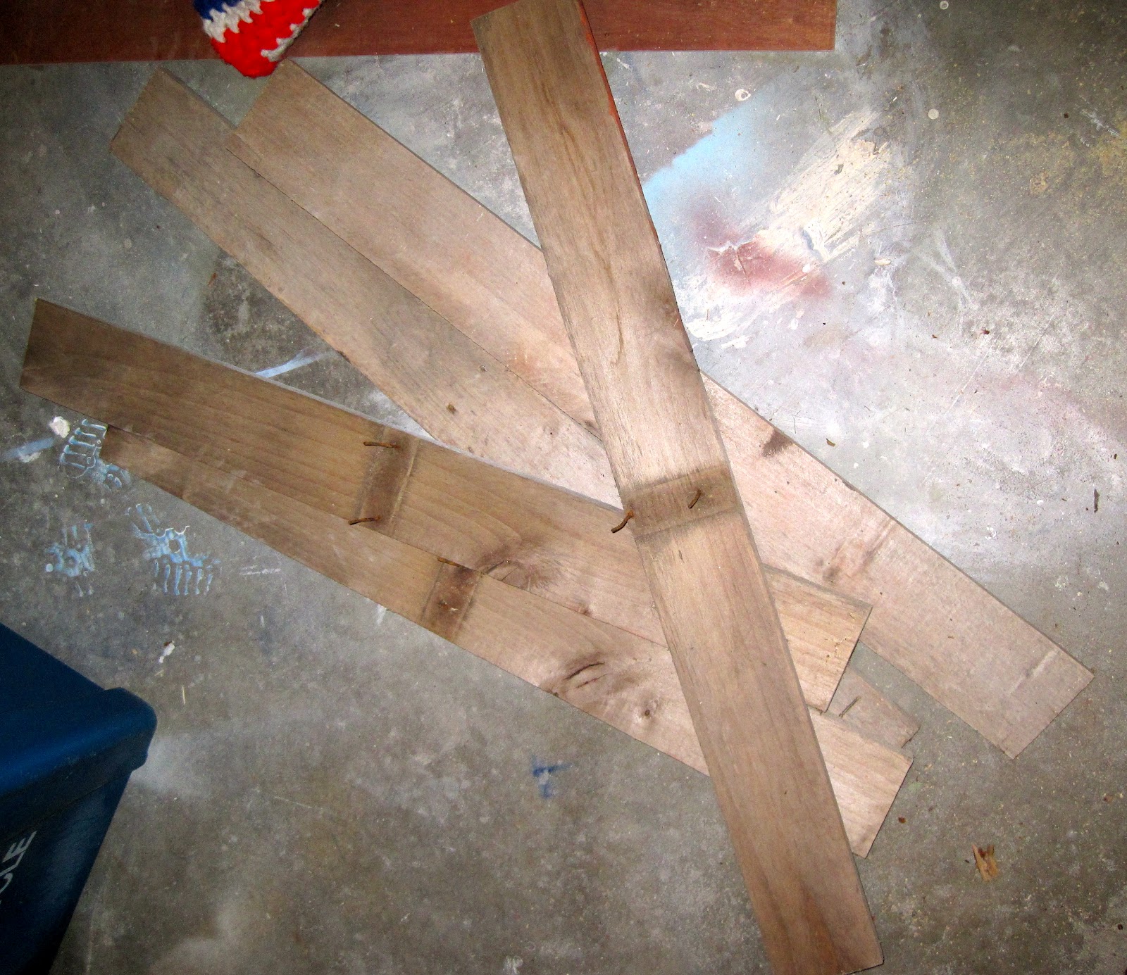 The Vintage Magi:: From Trash to Treasure Tutorial: Cast-off Wall ...