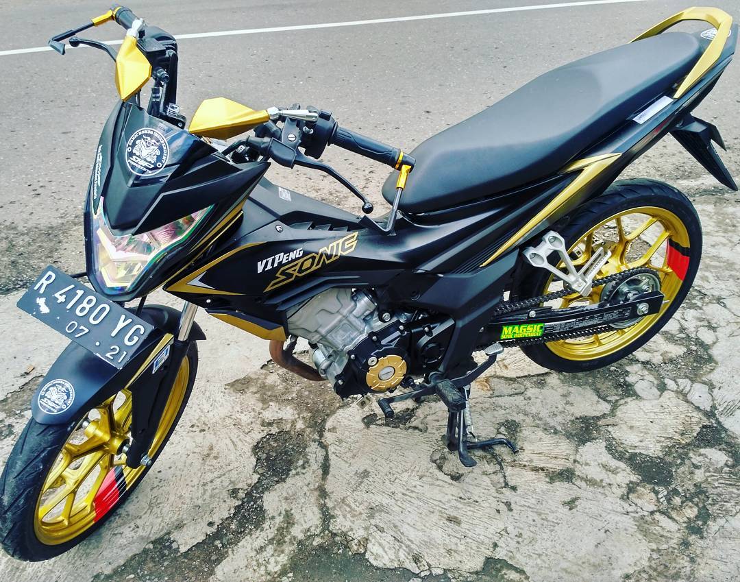 68 Foto Modifikasi Motor Sonic Keren - Trends Modifikasi Motor