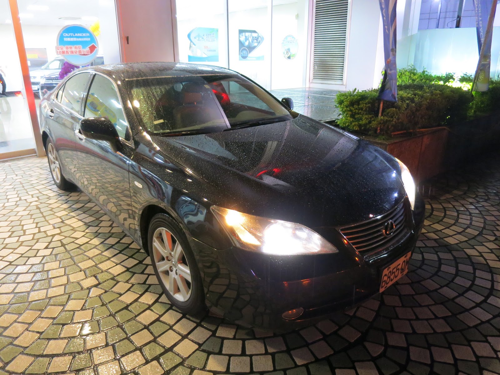 兜風歡樂時光: 2007 LEXUS ES350