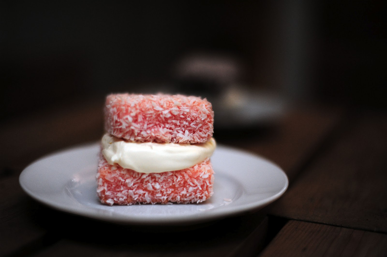 RedJar: Strawberry Lamingtons