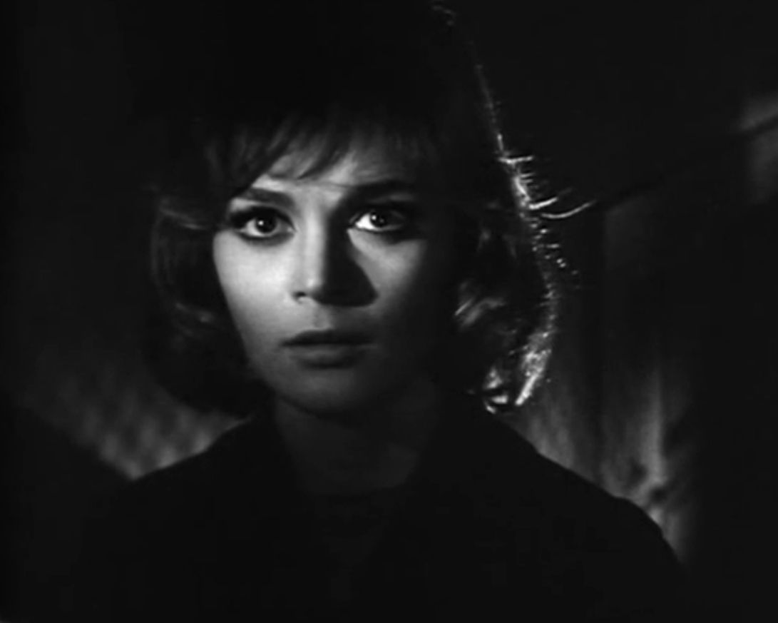 Film Noir Photos: Light and Shadow: Leticia Román