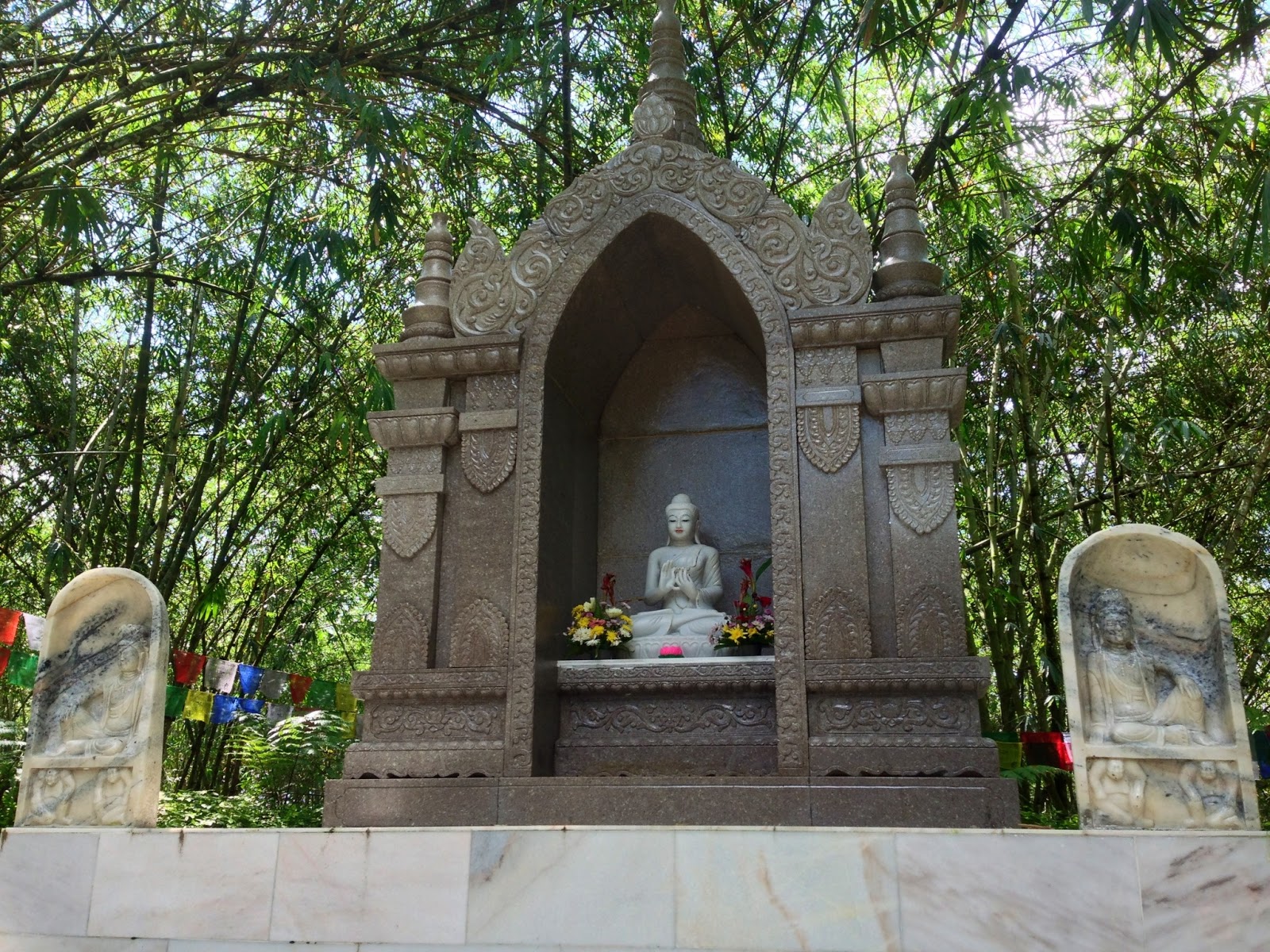 A Walk With Aud: Putuo Village