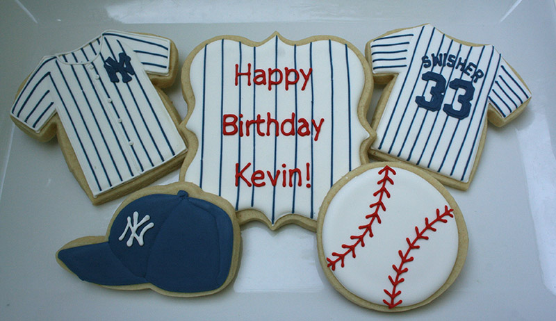Jaclyn's Cookies: Yankees birthday cookies