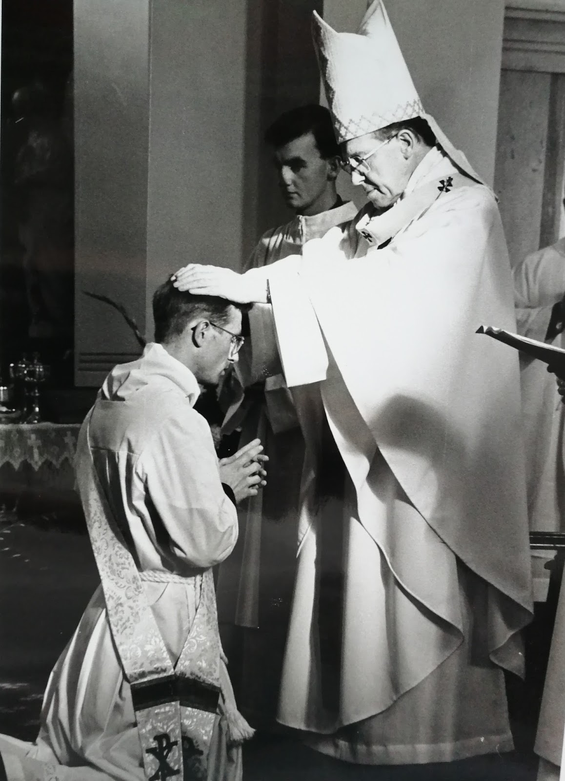 Offerimus Tibi Domine: An Open Letter to New Priests