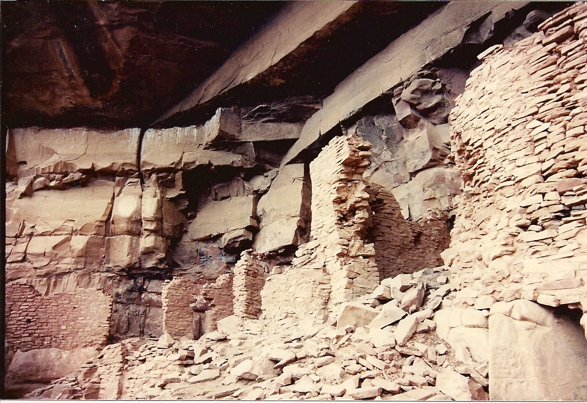 Arizona Jones Outdoor: Palatki and Honanki Ruins, near Sedona Arizona