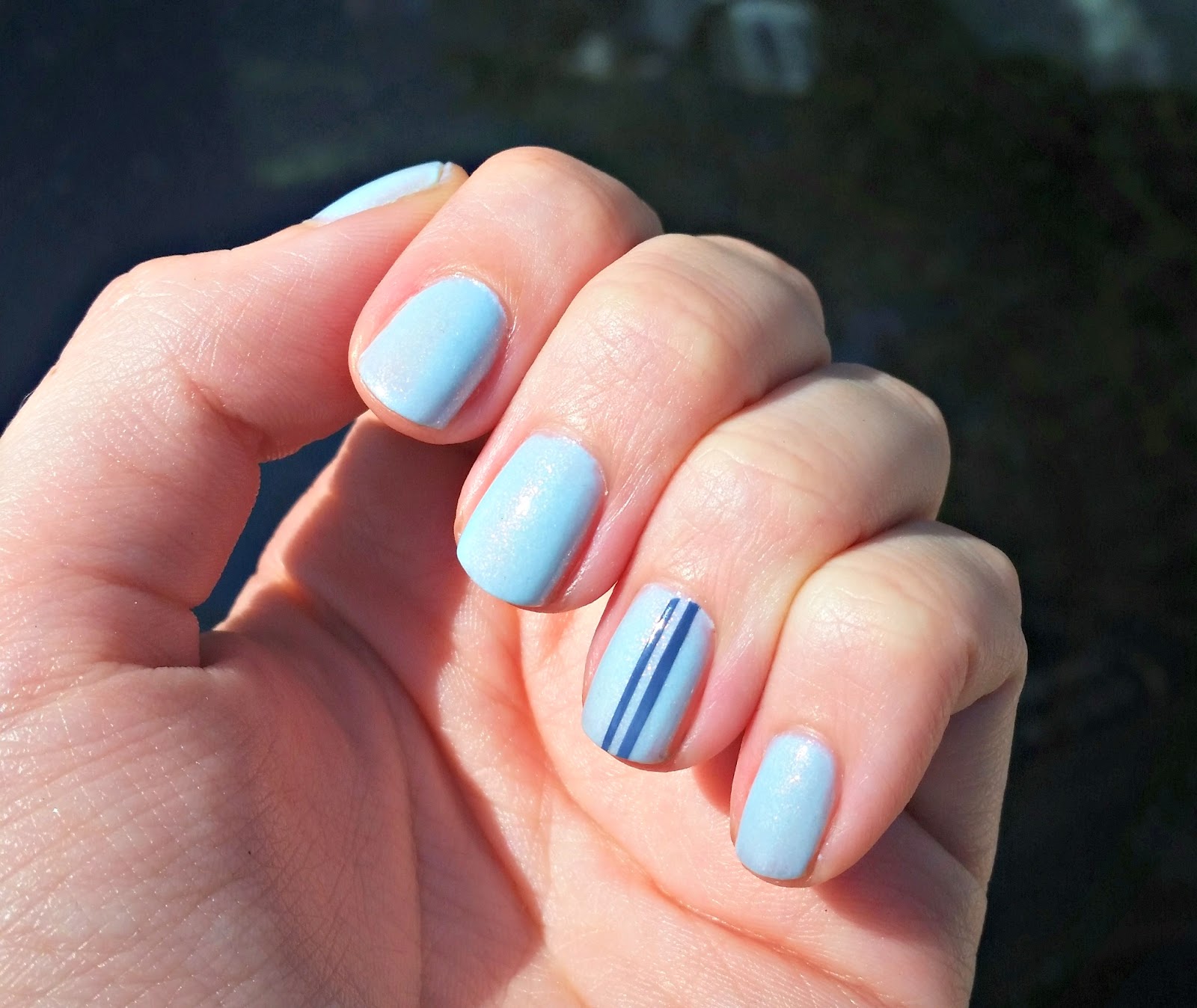 Random Heather: Racing Stripes and How I Do My Nails