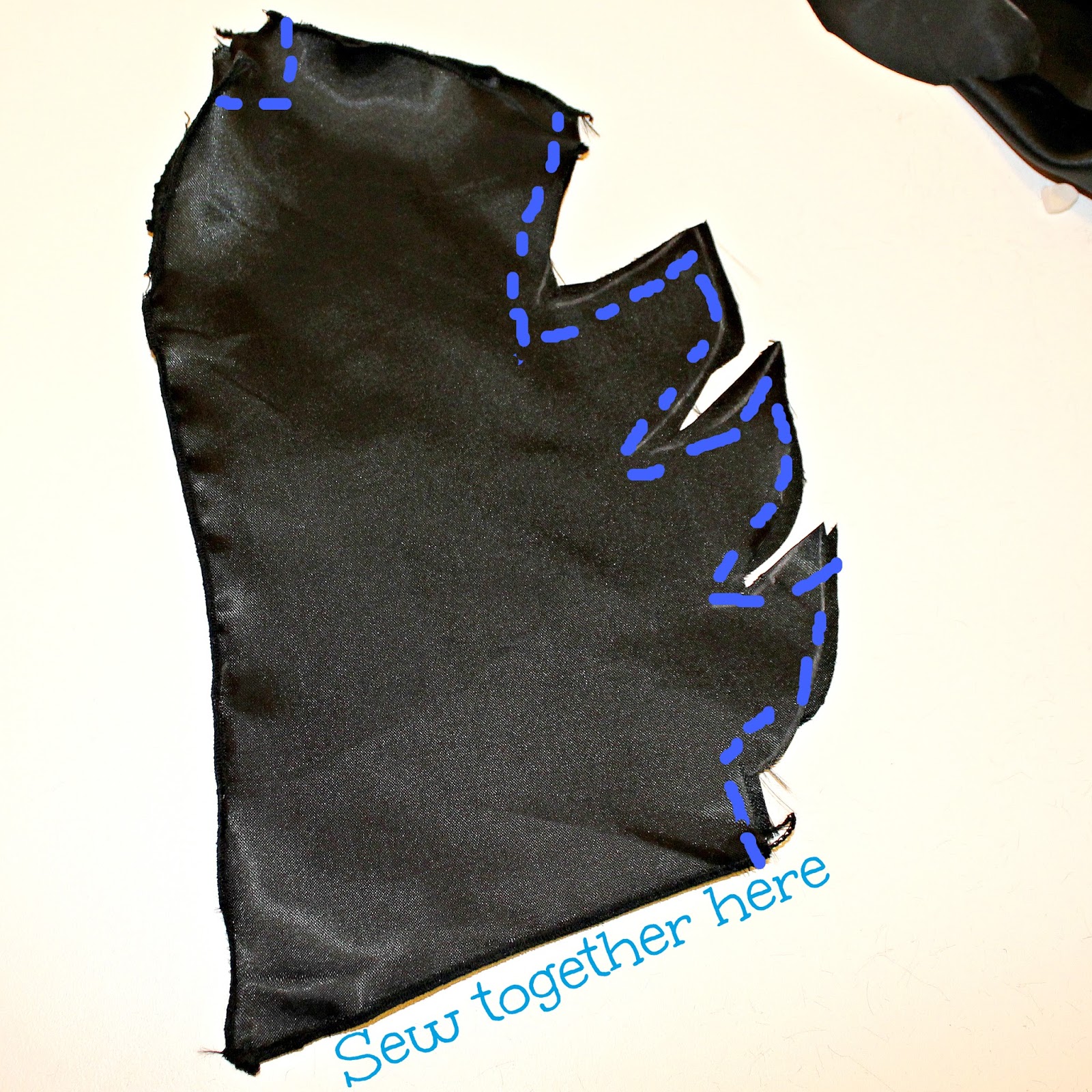 DIY Easy Batman Gloves/Gauntlets