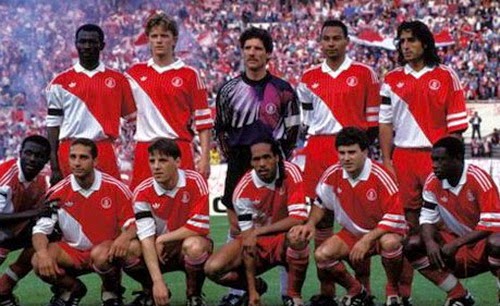 LES FANS DE FRANCE FOOTBALL: PHOTOS - Histoire de l'AS Monaco FC