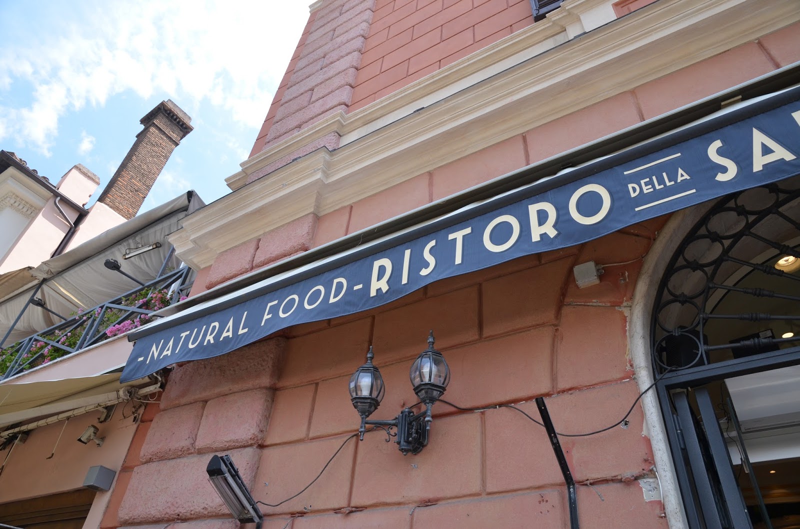 整理心情 : 2017 南法義大利 Day7 羅馬 Ristoro Della Salute 可以近看羅馬競技場的義大利餐廳