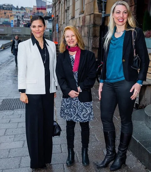 Crown Princess Victoria attended a symposium at Clustret